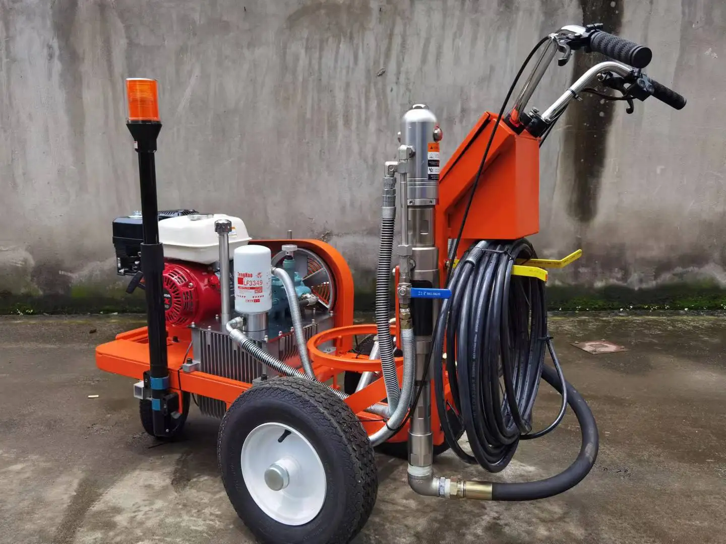High Quality Road Marking Vehicle Truck Machine Line Striper - Buy Line ...