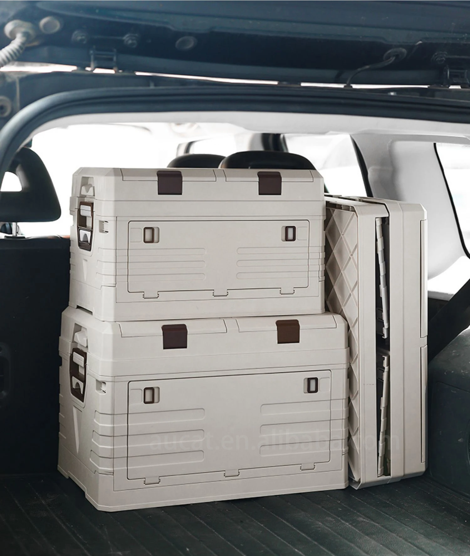 Foldable Outdoor Containers - Durable & Portable Storage