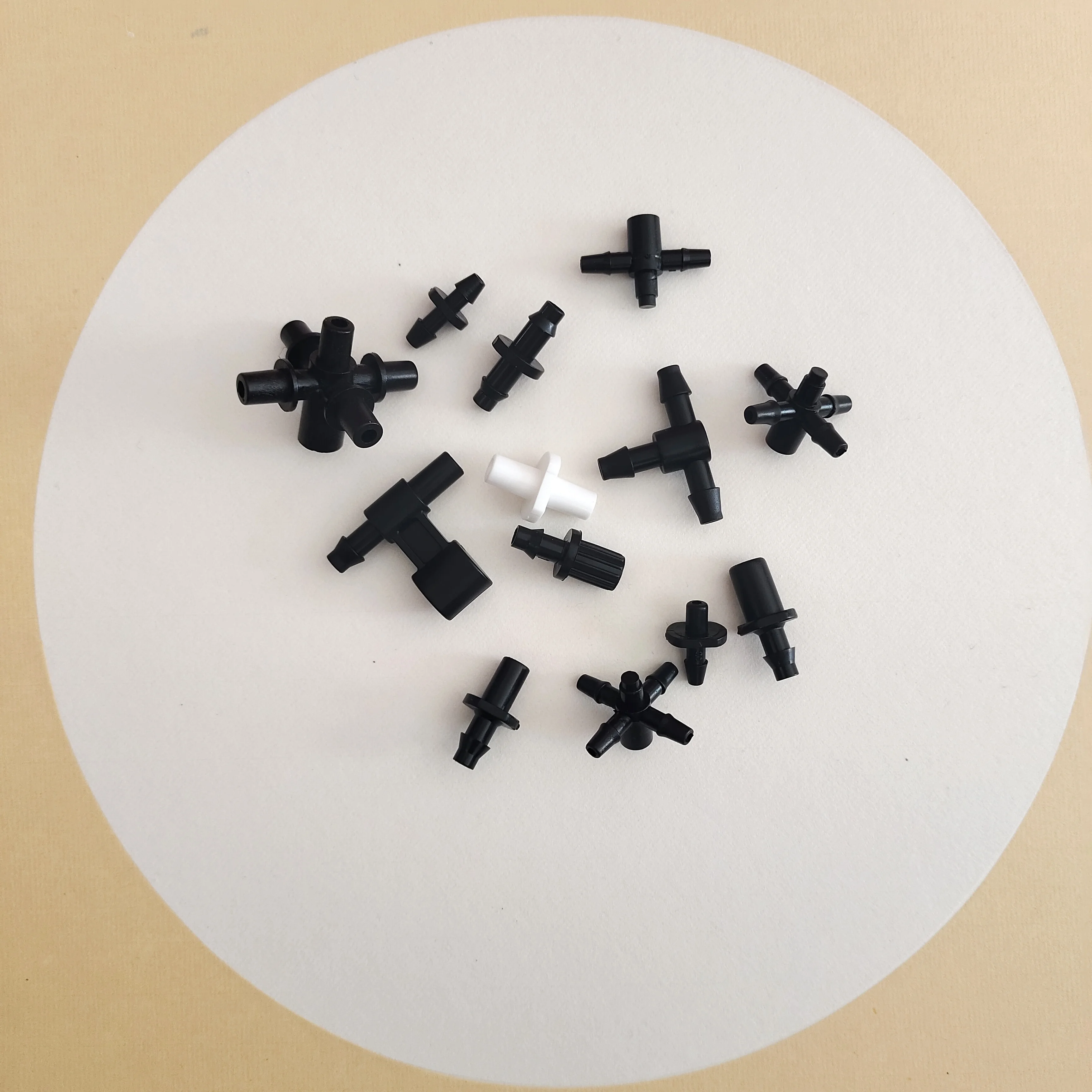 Garden Micro Drip Irrigation System Pipe Fittings 4/7 mm PVC Micro Hose ...