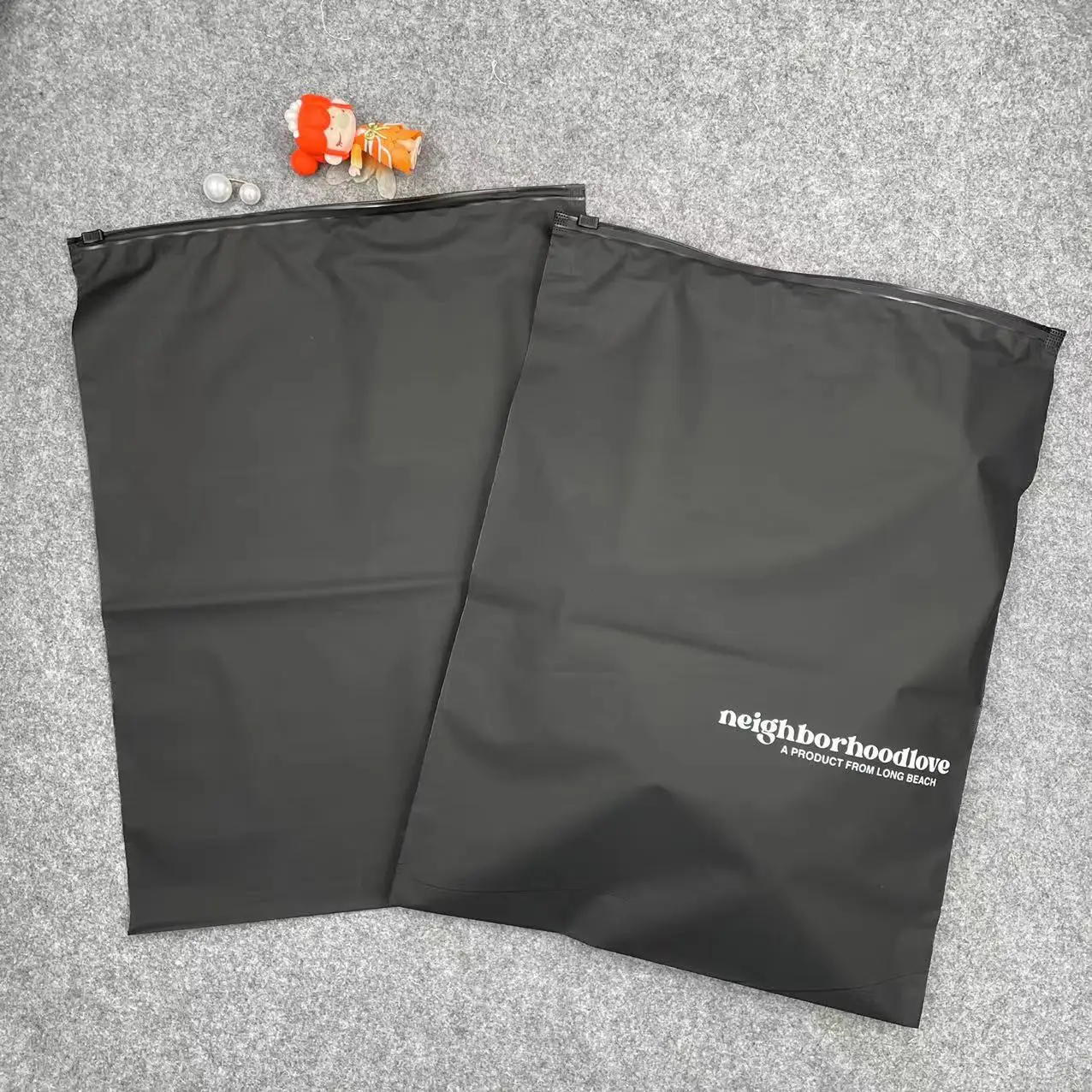 Wholesale High Quality Matte Black Zipper Lock Bag