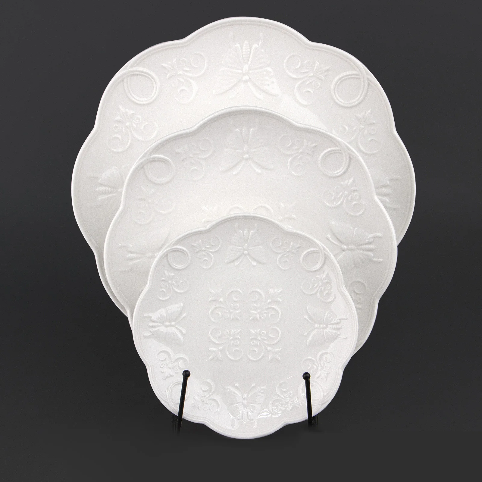 Hot Selling Pure White Ceramic Embossed Plate Flower-shaped Porcelain ...