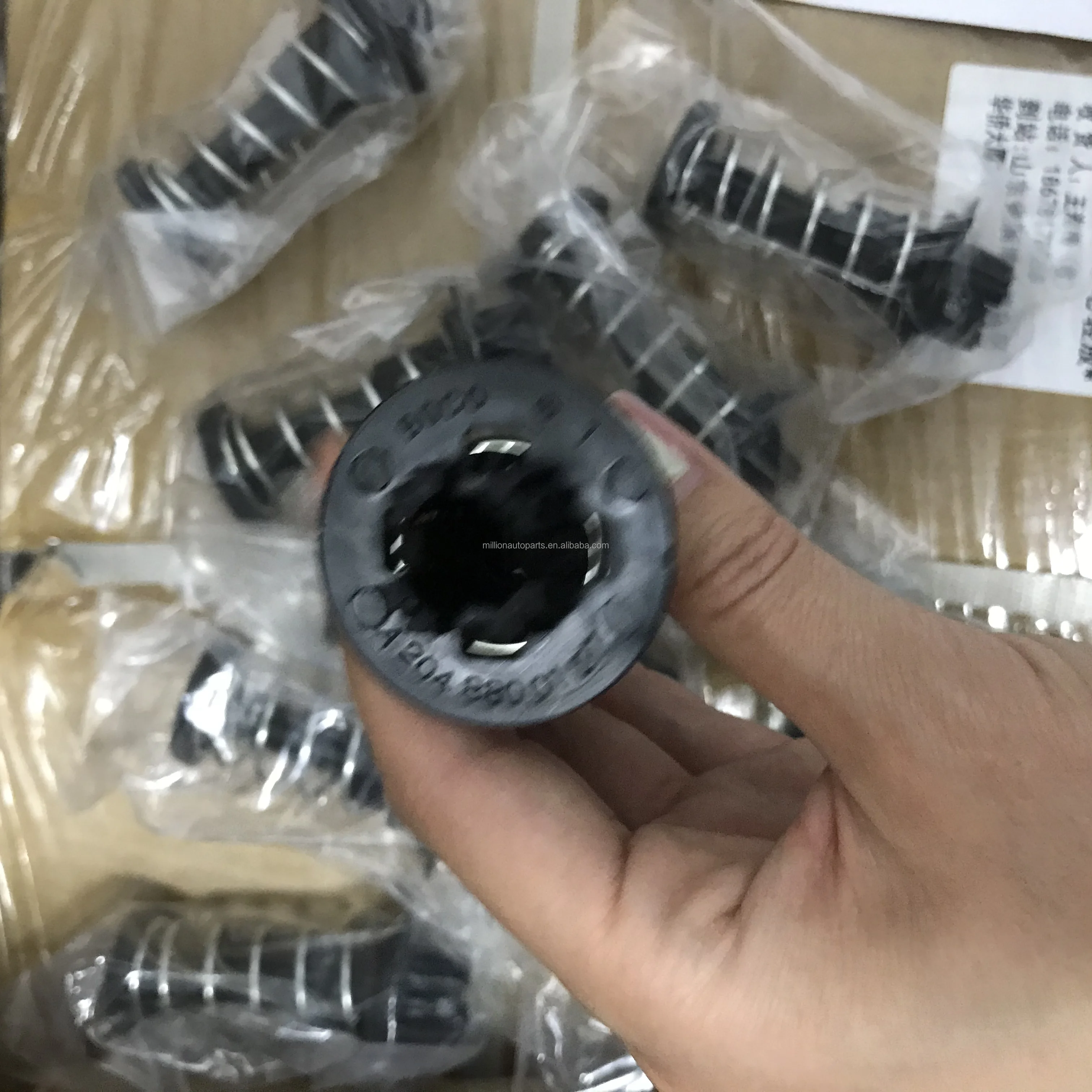 Car Engine Hoods Springs A2048800227 For Mercedes W204 Engine ...