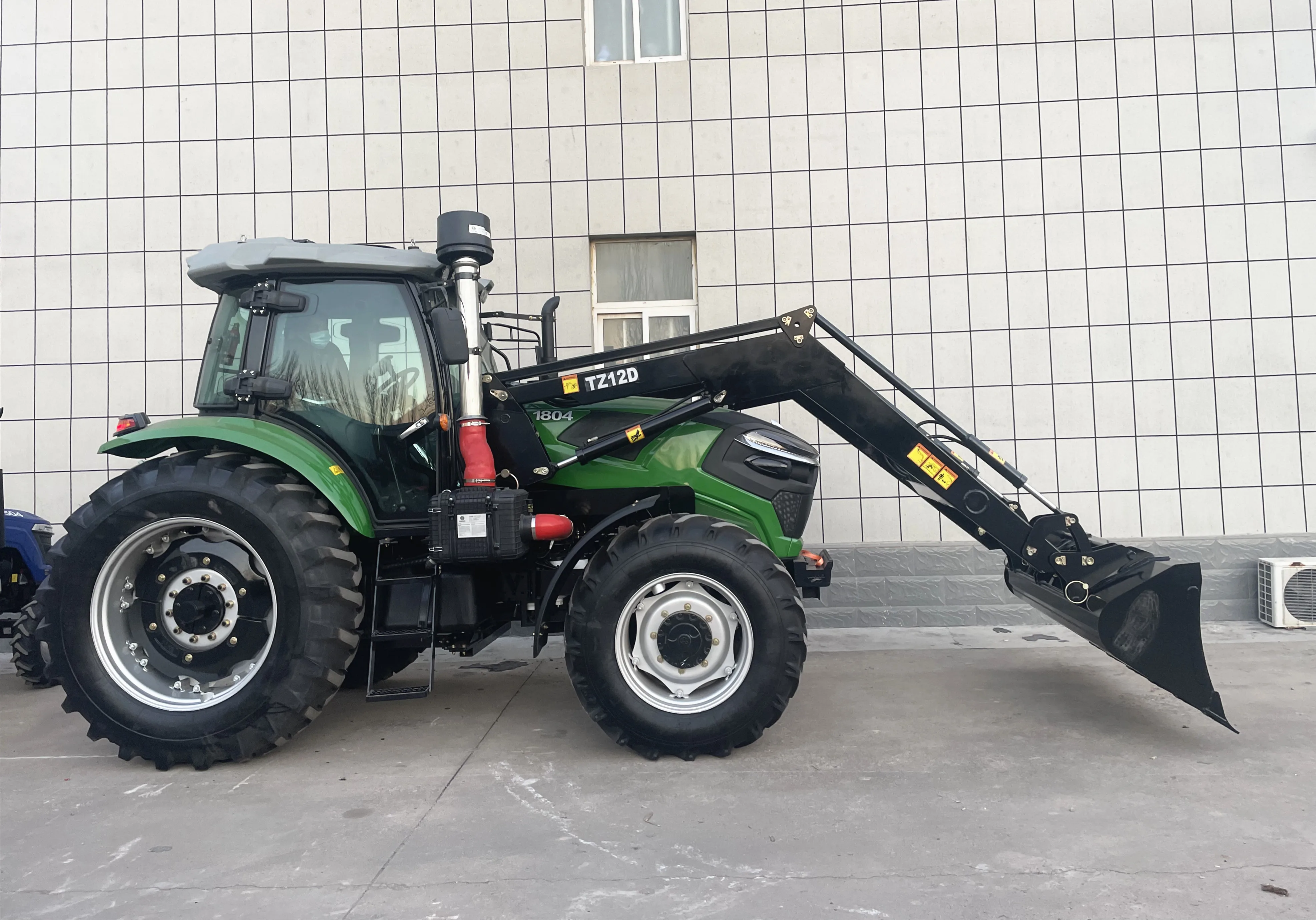 High Quality Tractors for Agriculture - 110HP to 210HP
