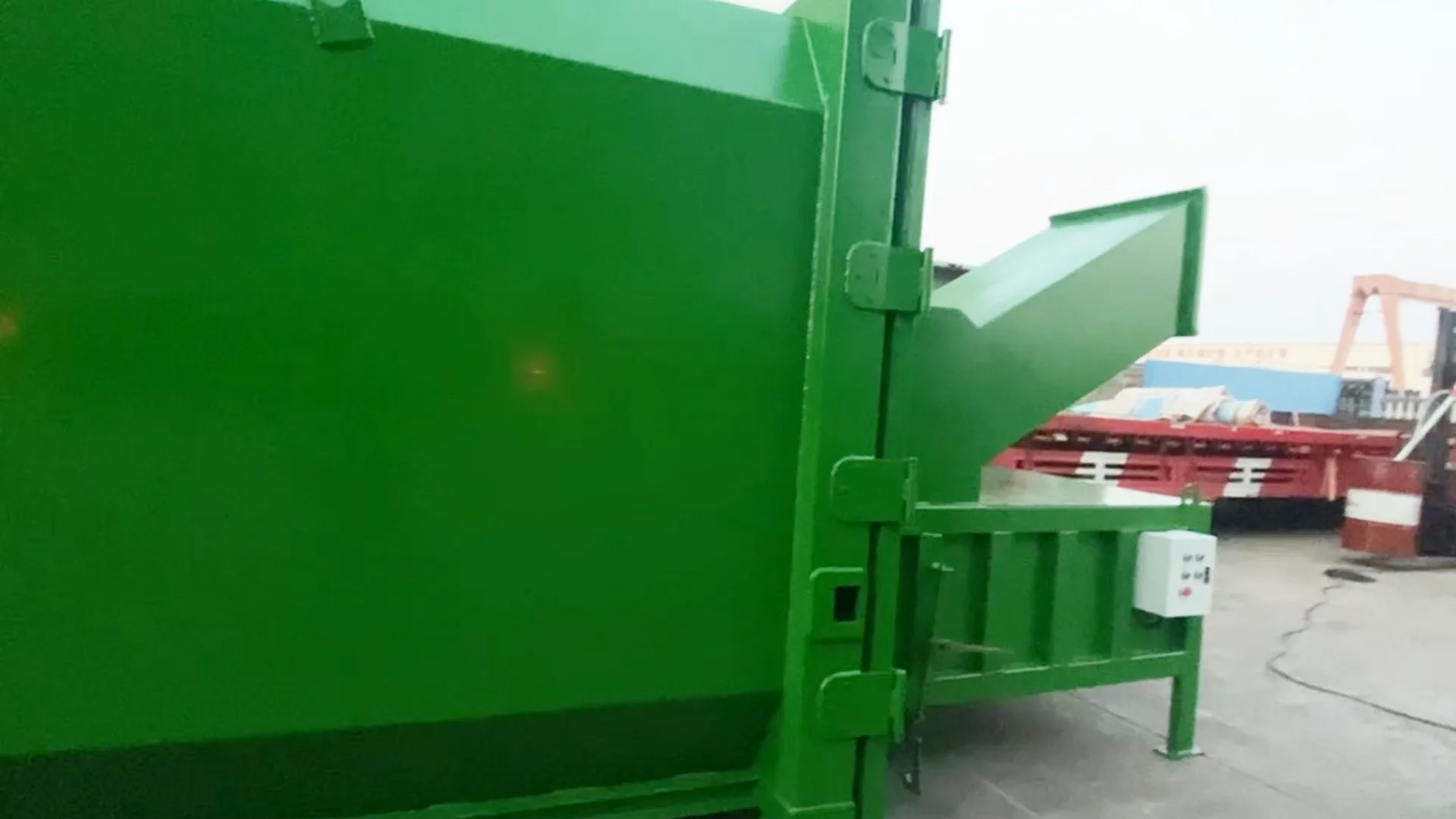 Environmental Protection Garbage Compactor Vehicle Waste Treatment ...