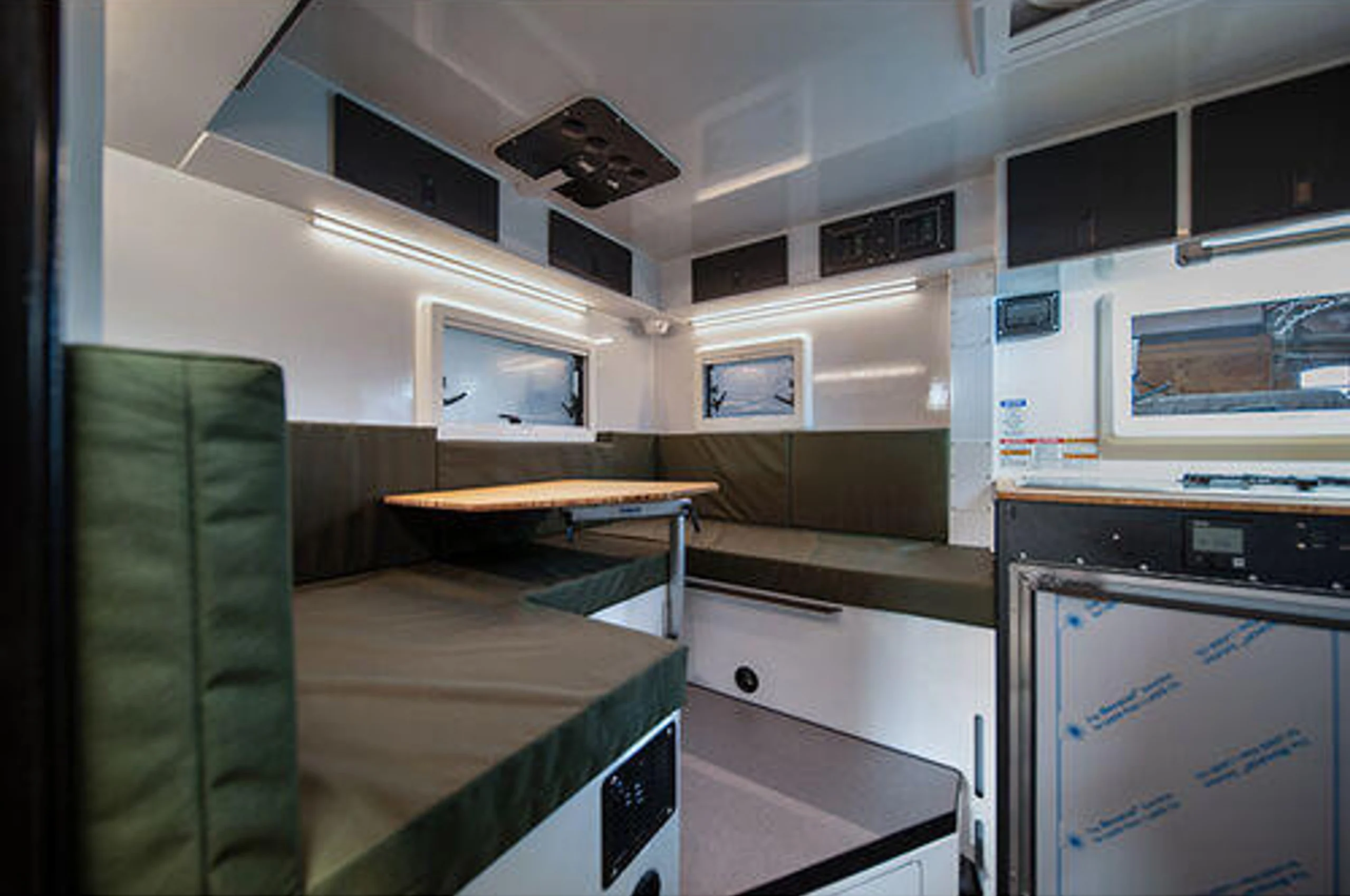 Ecocampor Overland Flatbed-Truck-Campers - Durable & Spacious