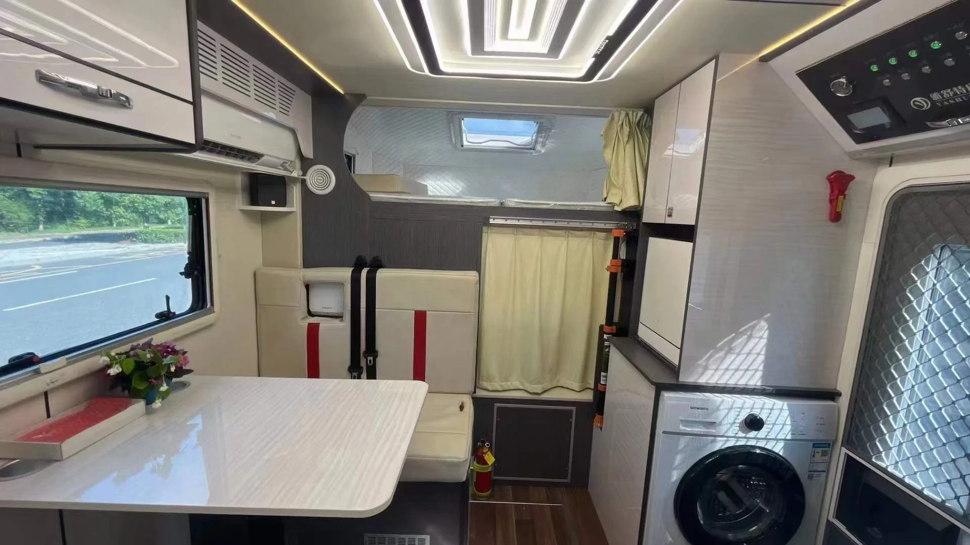 Limo RV Camper Motorhome - Customized Travel Trailer