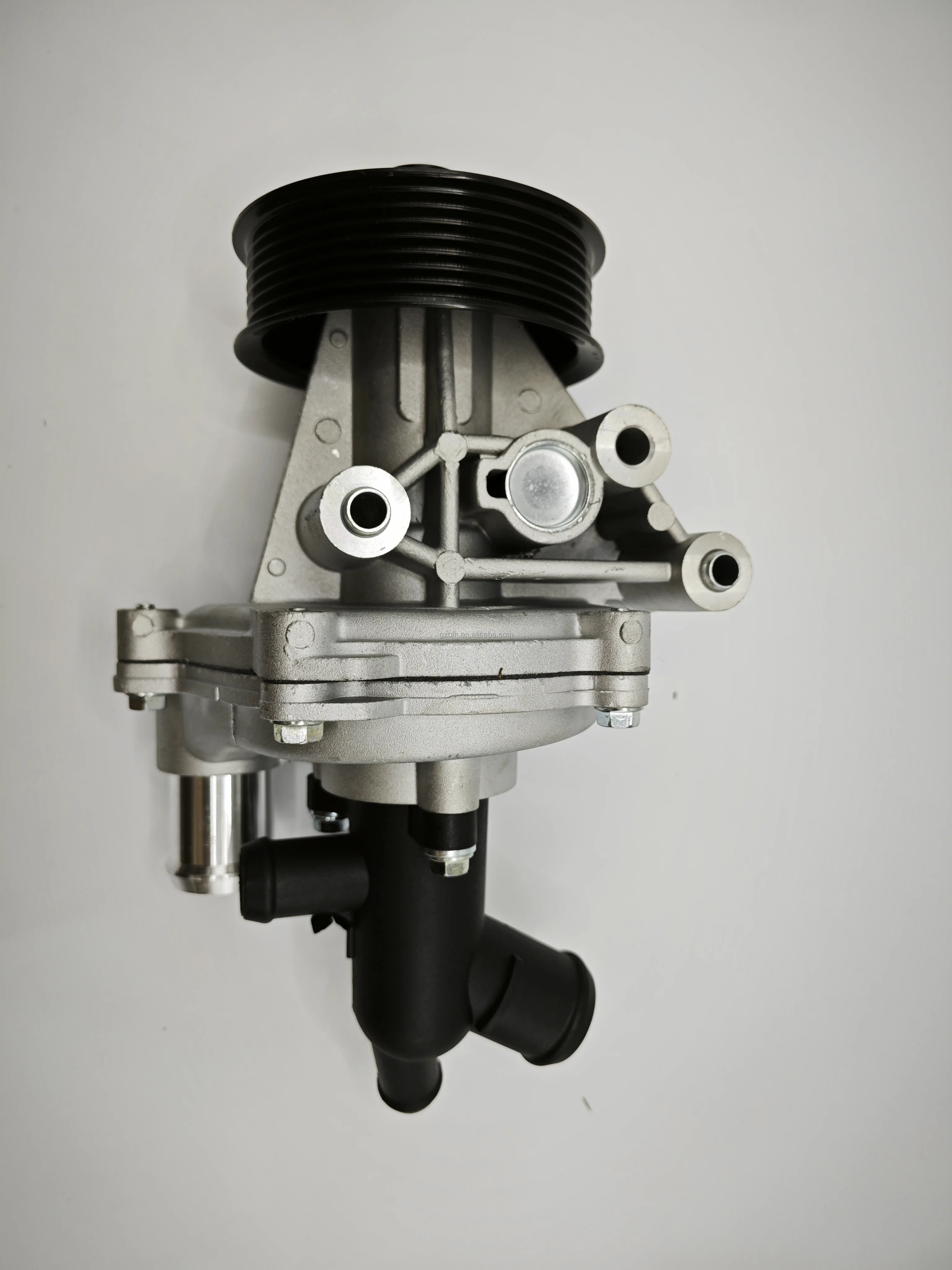 Water Pump for Ford Ranger Mazda BT-50 3.2 2012-2016