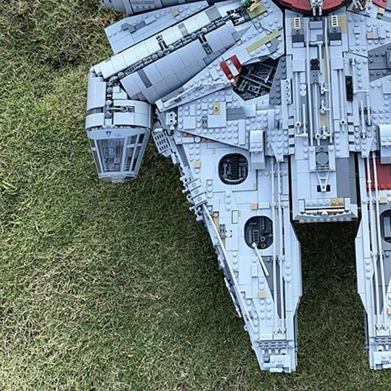 8445pcs Star Plan Spaceship Ultimate Max Millenniums Falcon Ucs ...