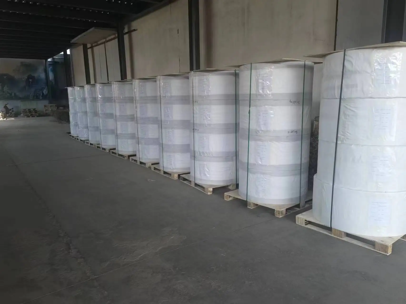 White Color Mg Kraft Paper 35 Gsm 40gsm Bleached Kraft Paper Craft ...