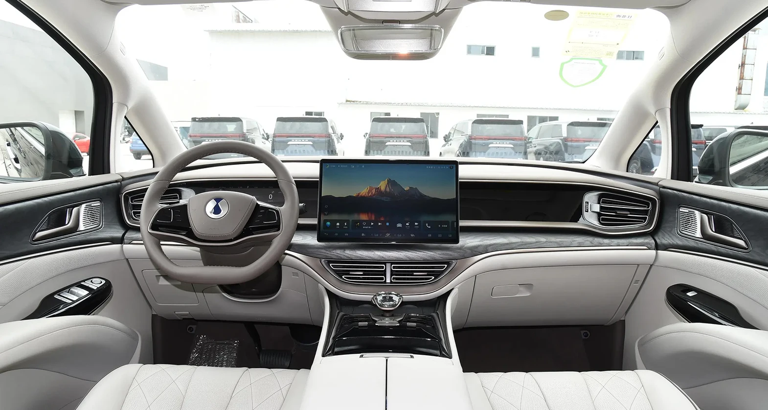 Best-selling New Car Denza 5-door 7-seat Mpv D9 Ev 2022 620 Noble Pure Electric New Energy High ...