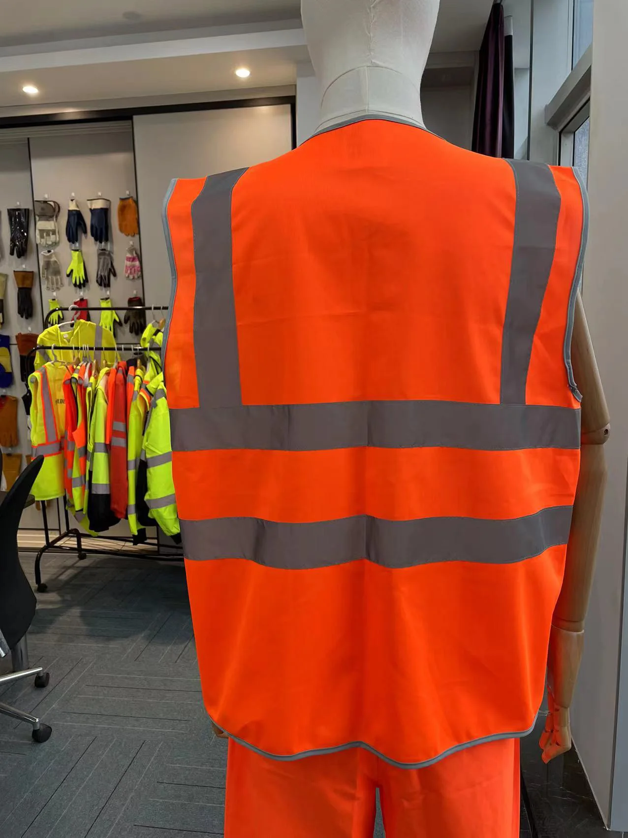 Custom Logo High Visibility Safety Vests for Construction
