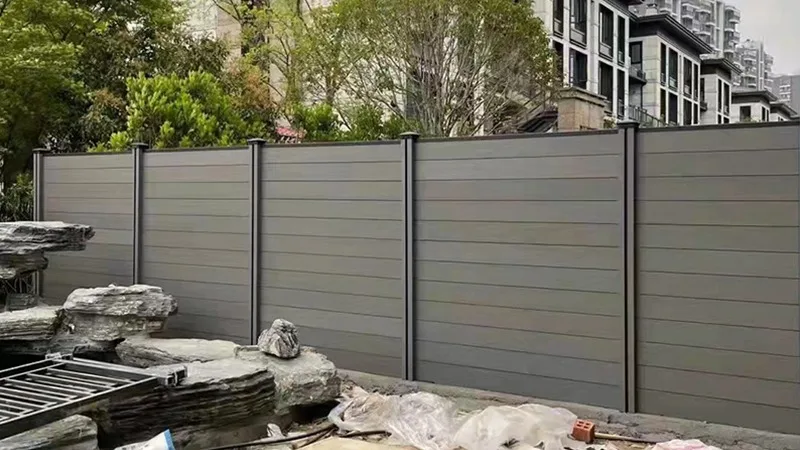 Rotproof Garden Wpc Fencing Screen Outdoor Wood Grain Privacy Fence ...