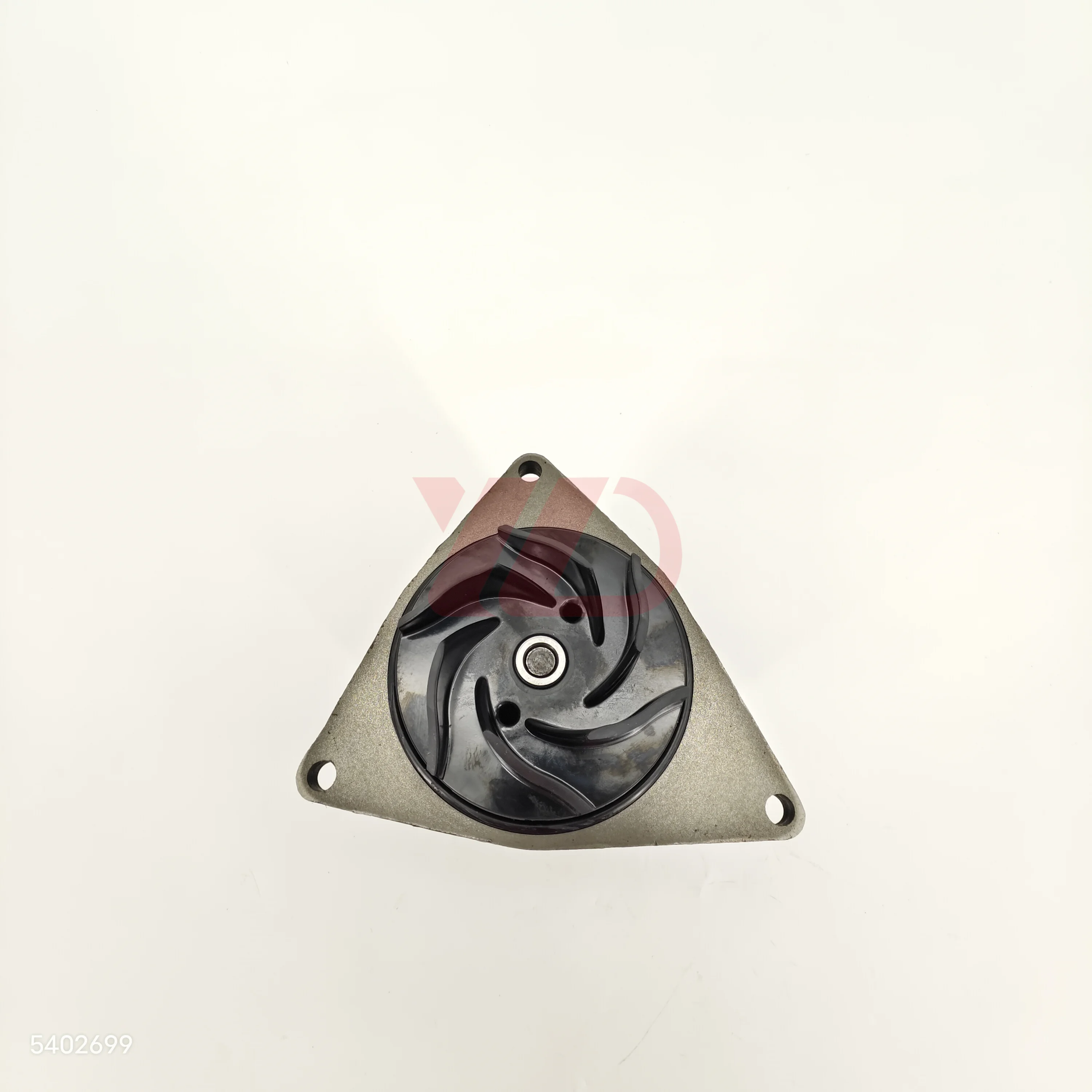 6CT8.3 Diesel Engine Part Water Pump 3966841 5402699 for Cummins ...