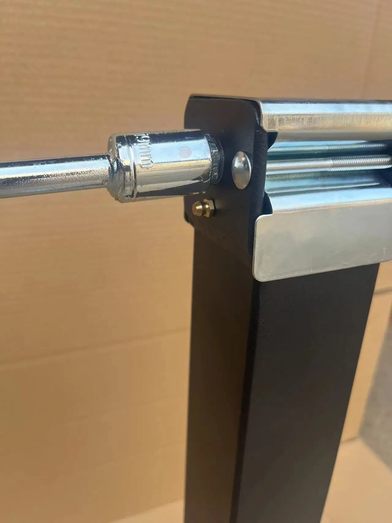 7000lbs Square Tube Trailer Jack with Removable Handle Crank