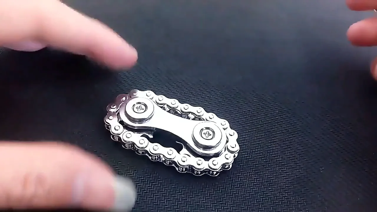 Sprockets Flywheel Fingertip Gyro Chains Metal Toys Anti Stress Fidgets ...