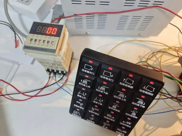 Professional Push Button Switch Panel Binder 4 Pin-female Connectors ...