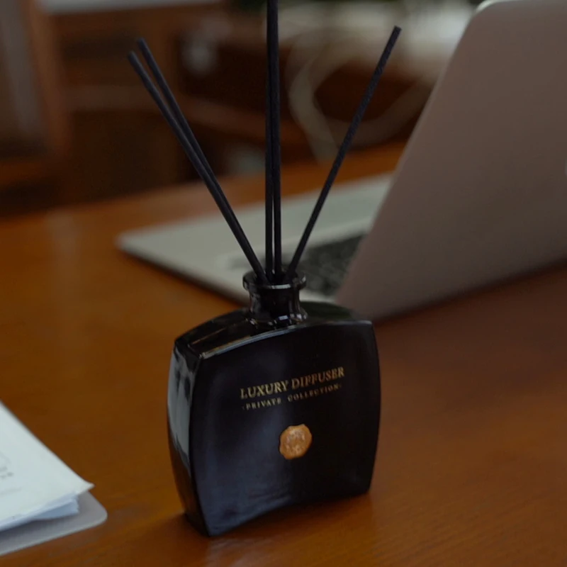 Aromatherapy Essential Oil Reed Diffuser Custom Logo Rattan Diffuser ...