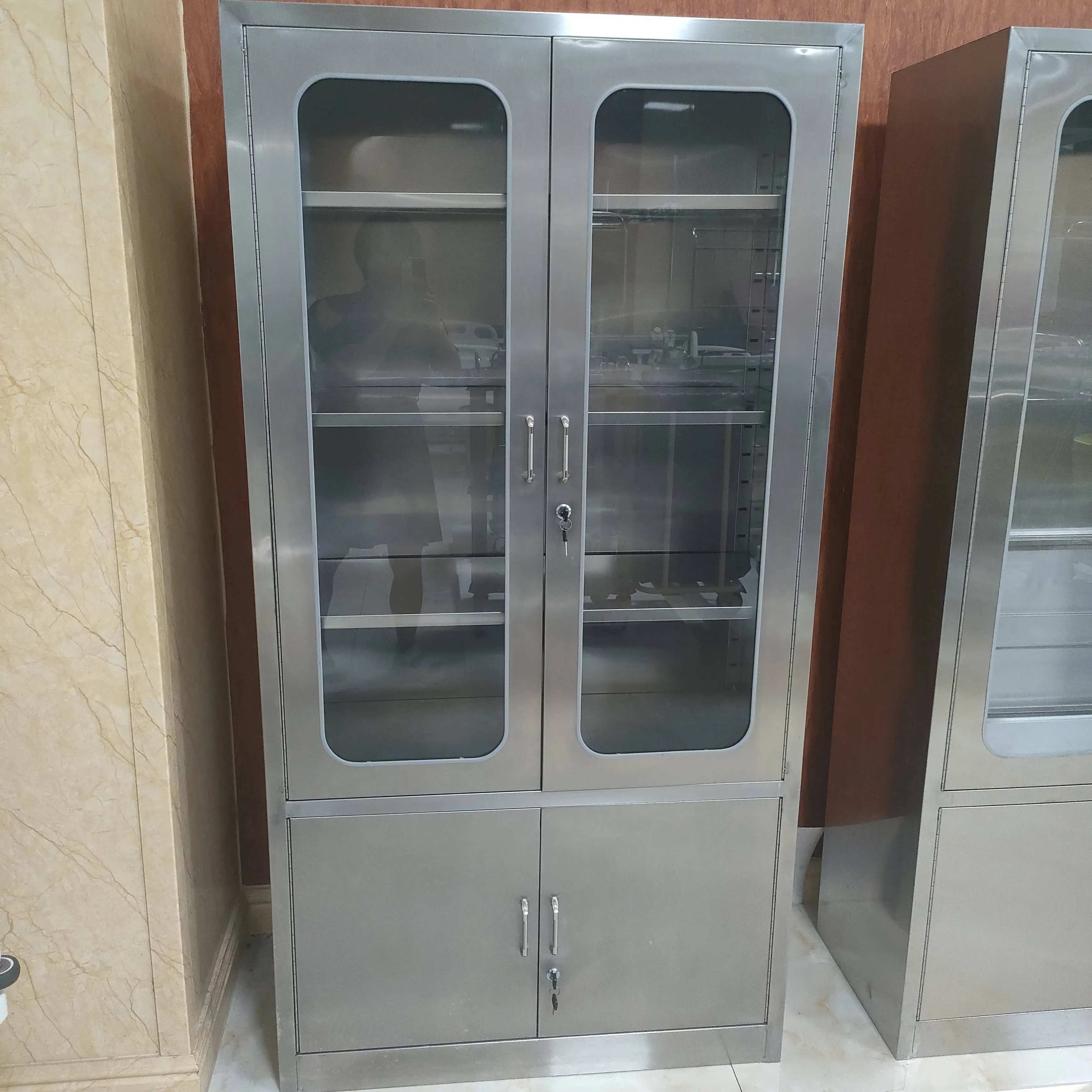 Hospital Stainless Steel Medical Instrument Cabinet/lockers/cupboard ...
