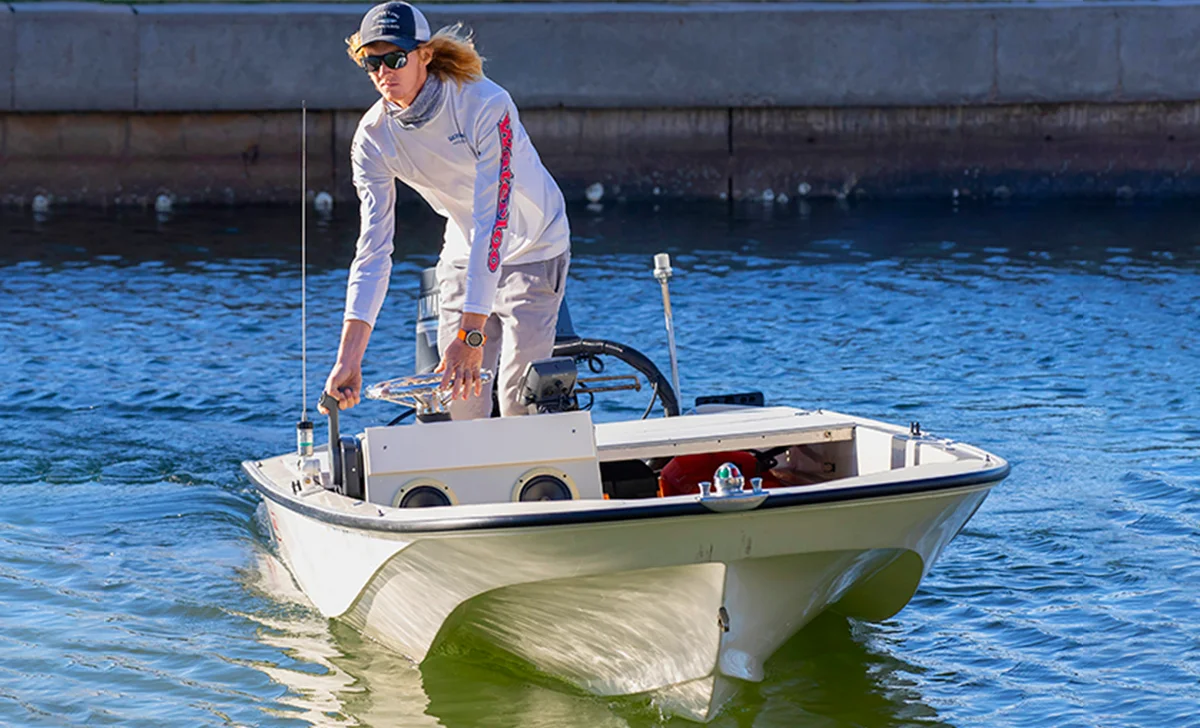 2025 New Luxury Aluminum Bass Boat Yacht Fishing Boats