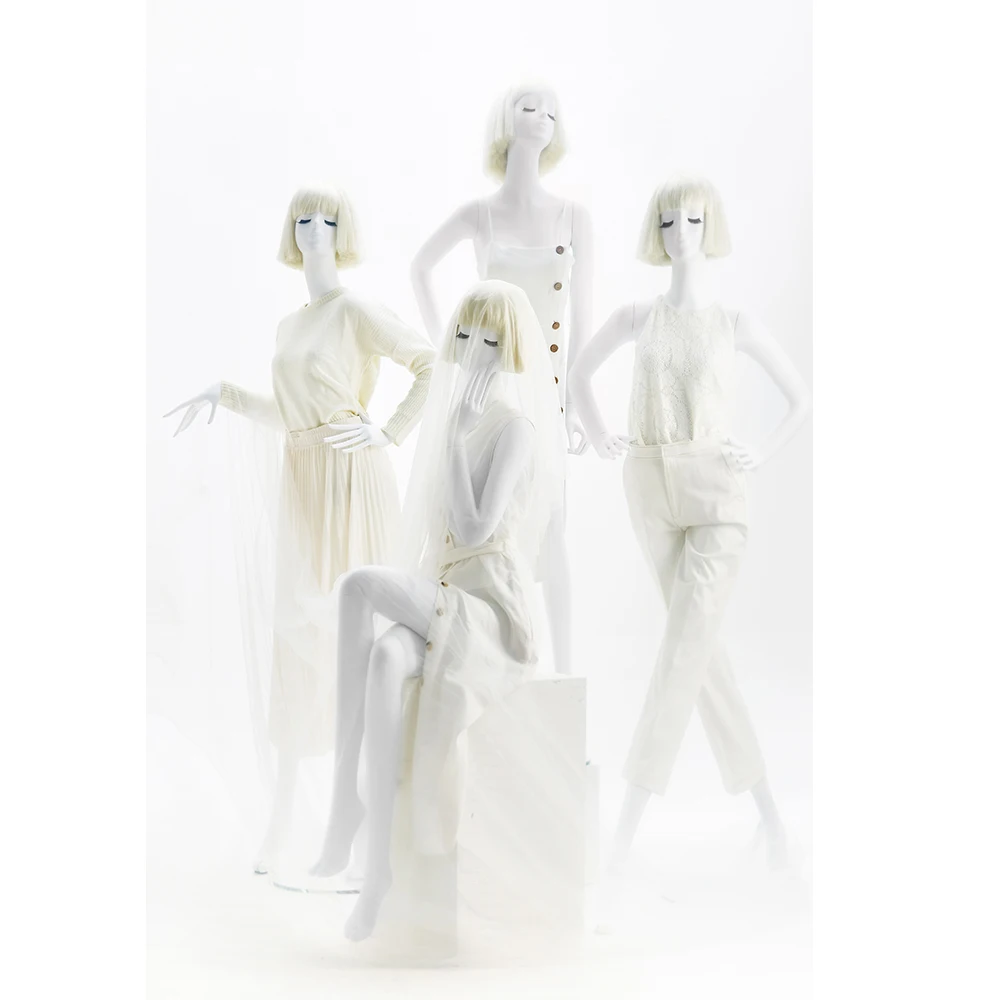 Fiberglass Body Mannequins - Displaying Women Maniquines
