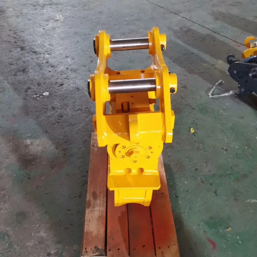180 Degree Tilting Hydraulic Quick Coupler Tilt Quick Hitch For 1.5-4 ...