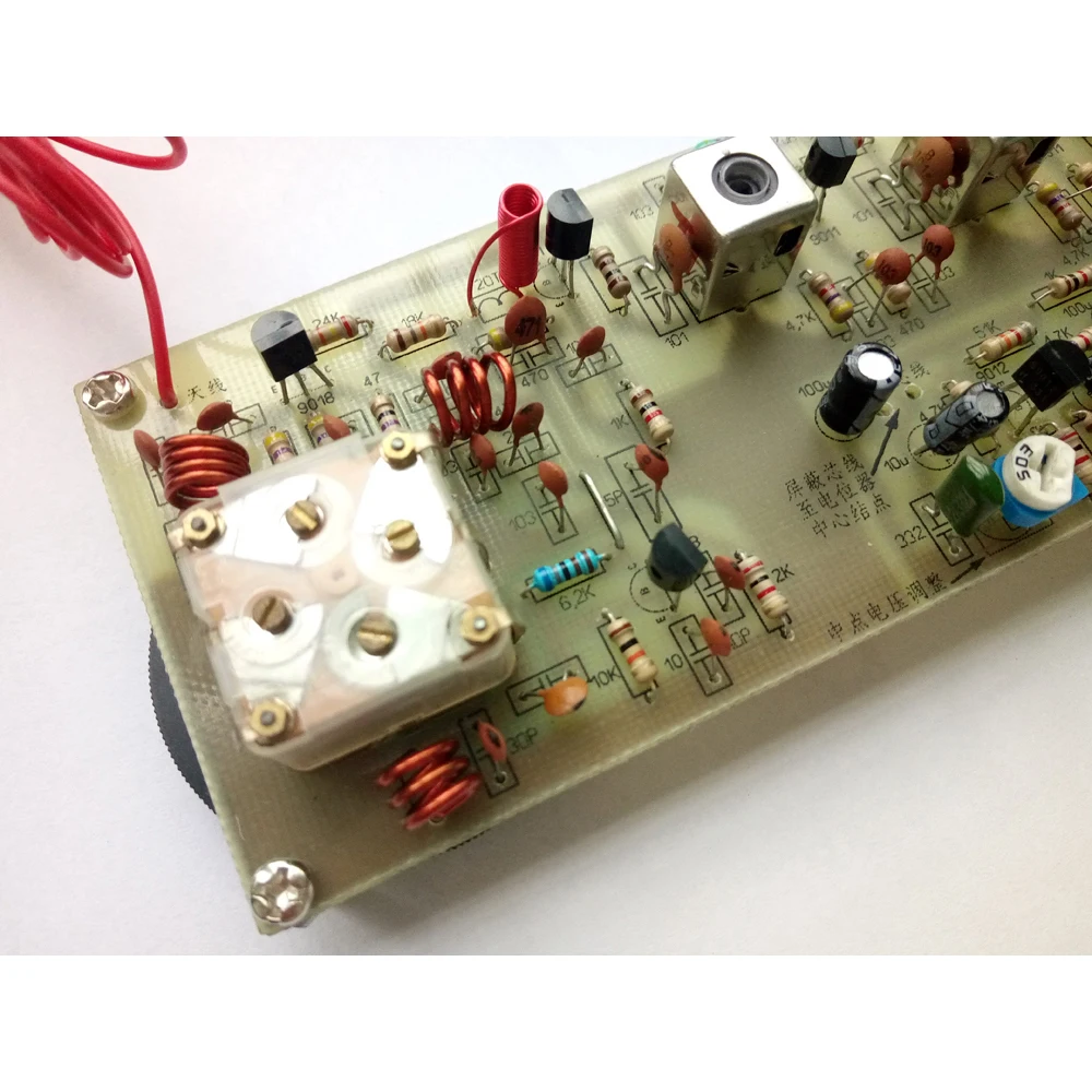 Build Your Own DIY Discrete Component FM Radio 6V Power Supply