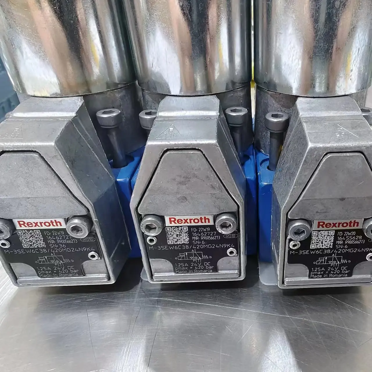 Rexroth M-3SEW6C37/420MG24N9K4 Hydraulic Solenoid Valve