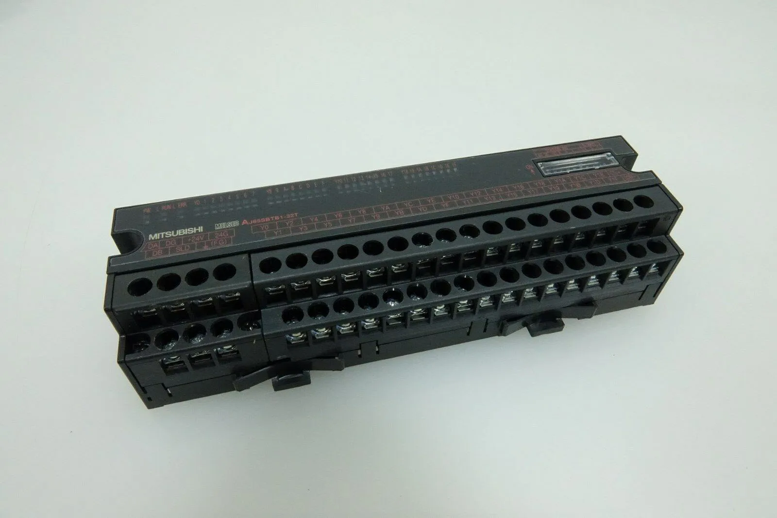 Aj65sbtb1-32t Aj65sbtb1-32t1 Brand New China Manufacturer Mitsubishi Cc-link Module Industrial ...