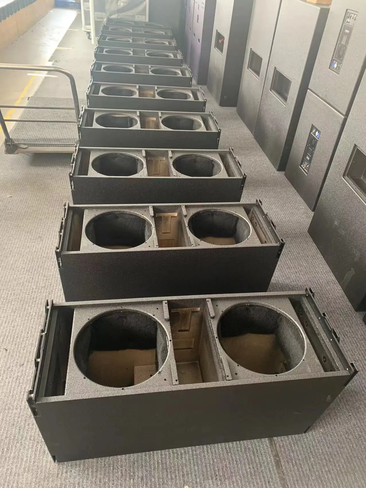 Lase Sound A-12W Double 12 Inch Active Line Array Speakers