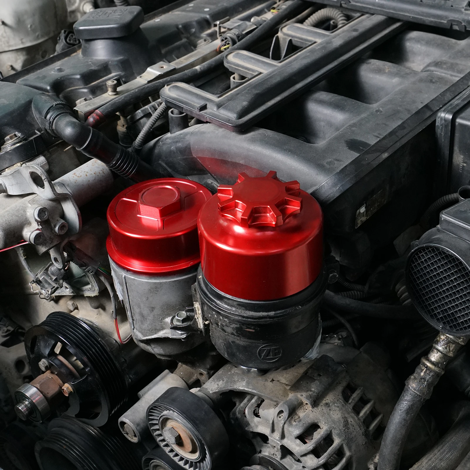 Bevinsee Aluminium Power Steering Reservoir Cap Set for BMW E46 E90 E39 ...