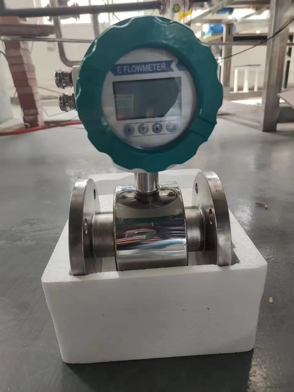 Dual Power Input Electromagnetic Flowmeter GPRS Function Water Flow ...