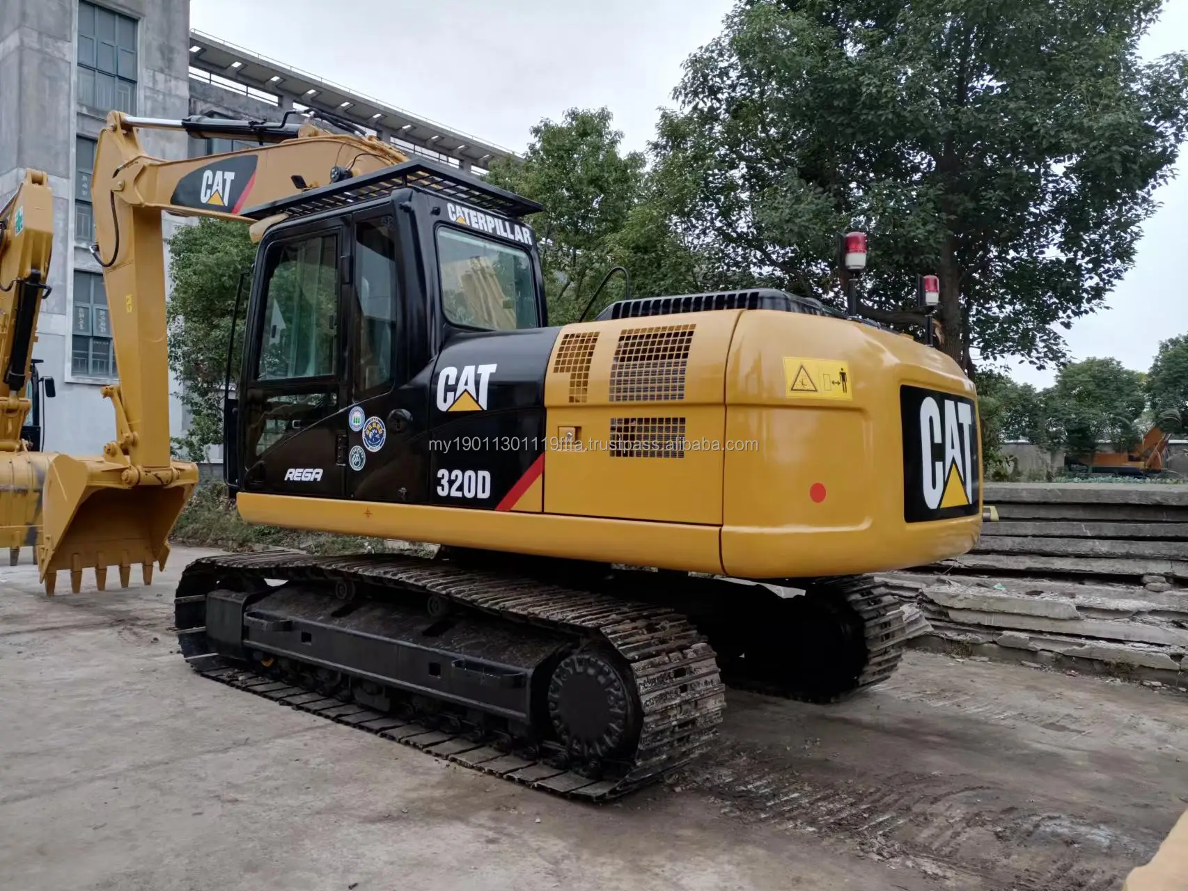 Original Caterpillar Cat320d Used Excavator In China Backhoe Crawler ...