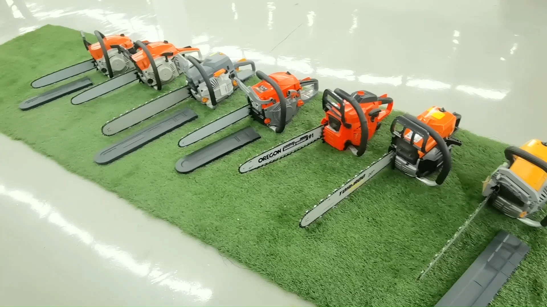 Vertak 52cc 2 Stroke Automatic Lubrication Gasoline Chain Saw 2000w ...