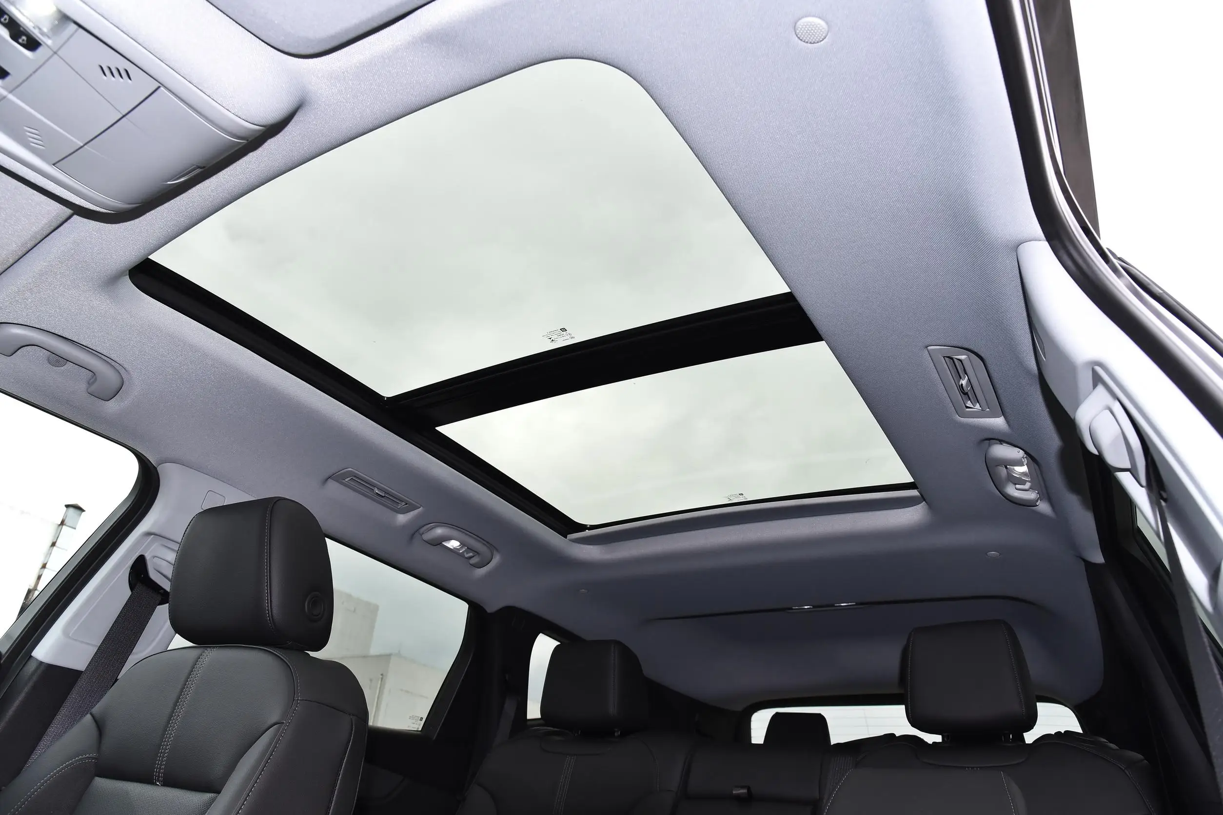 2023 Chevrolet Blazer Light Hybrid 2.0t 7-seater Model Midsize Suv Chevrolet Blazer Two Wheel ...