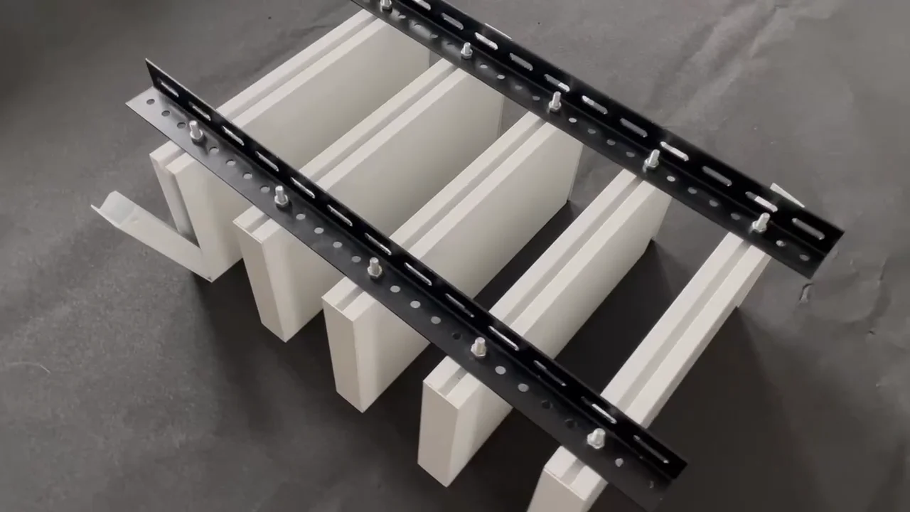 Customized Popular Suspended C Plank System Open Transparent Structure ...