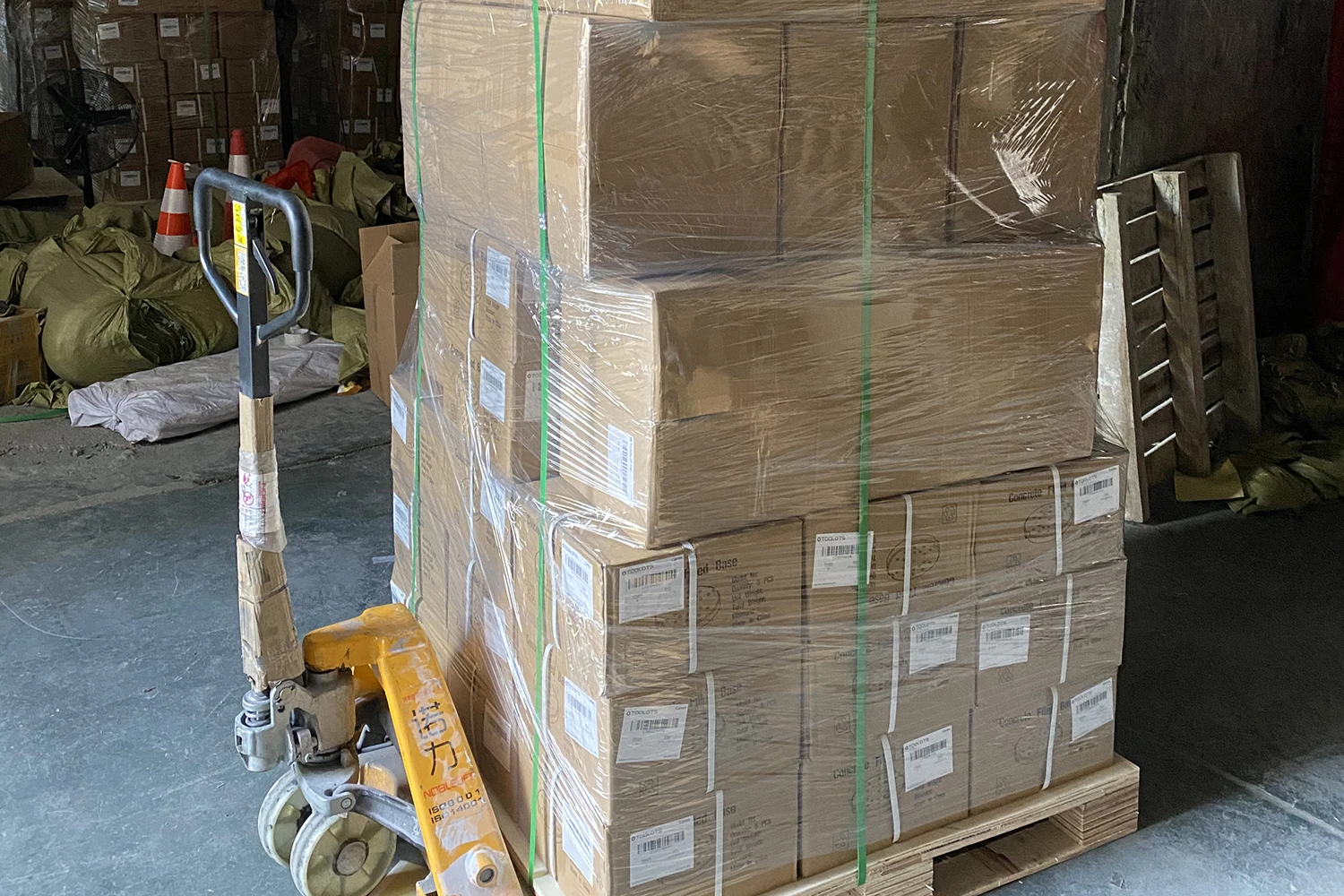 Plastic Warning Safety Signs Yellow Caution Wet Floor Sign Board - Buy ...