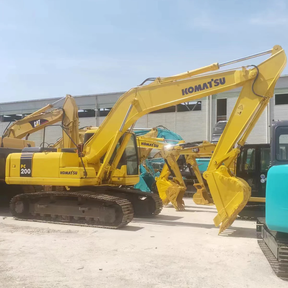 Japan Komatsu Pc200-8 Crawler Excavator,Cheap Price Komatsu 20 Ton ...