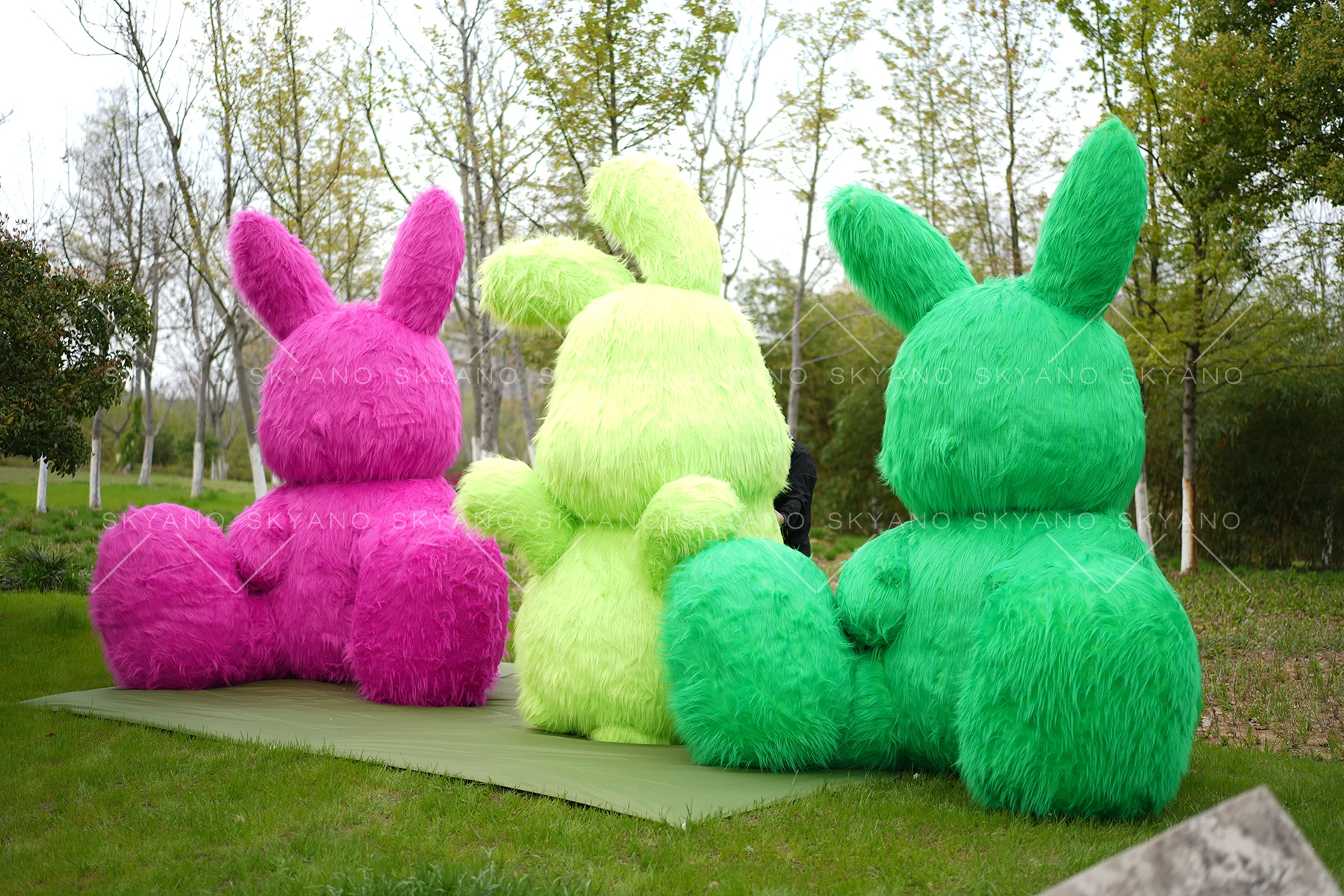 Custom Large Inflatable Plush Rabbit Model Advertising Holiday ...