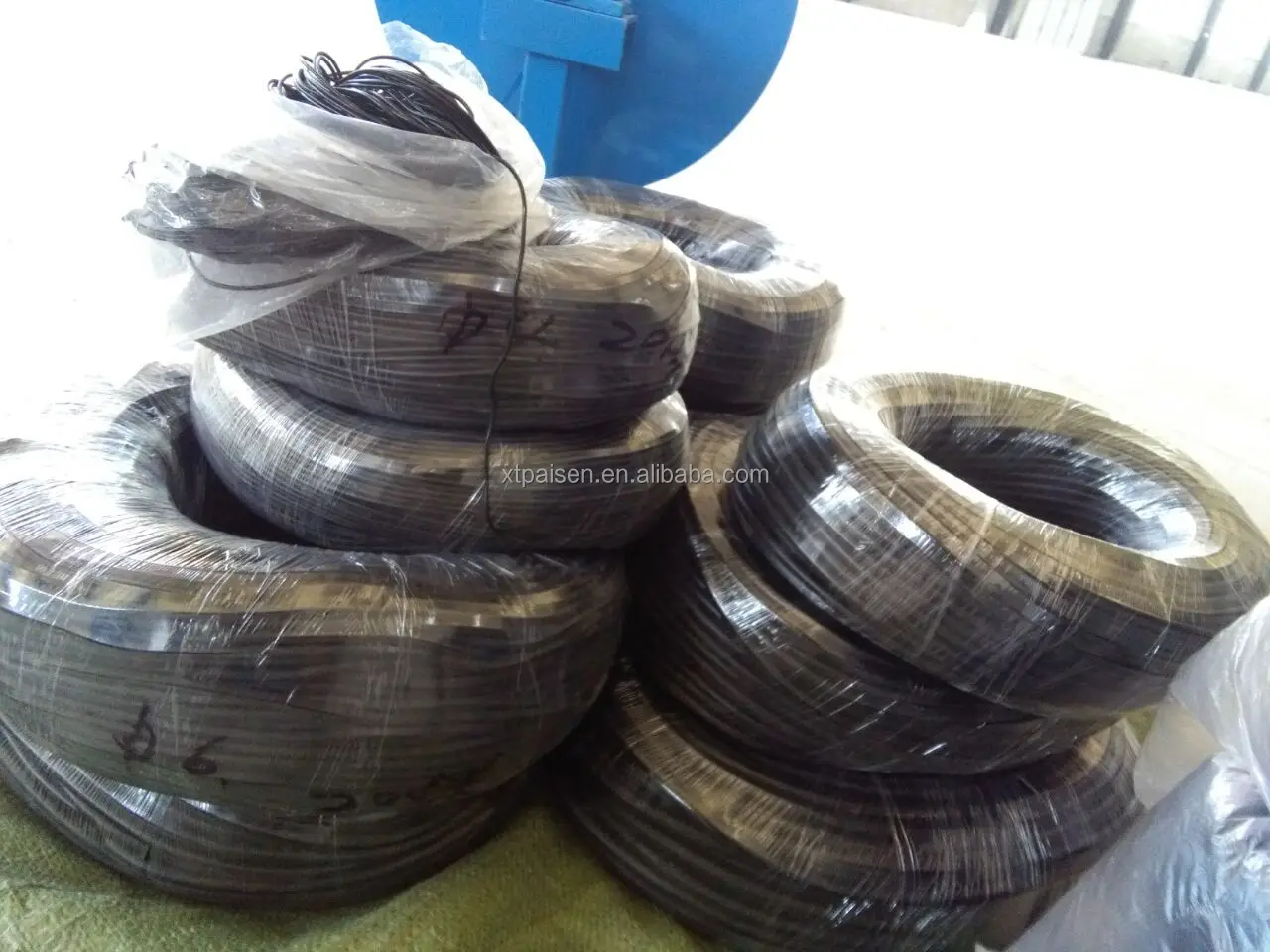 Factory Low Price White Red Black clear Color NBR FKM Foam EPDM Rubber ...