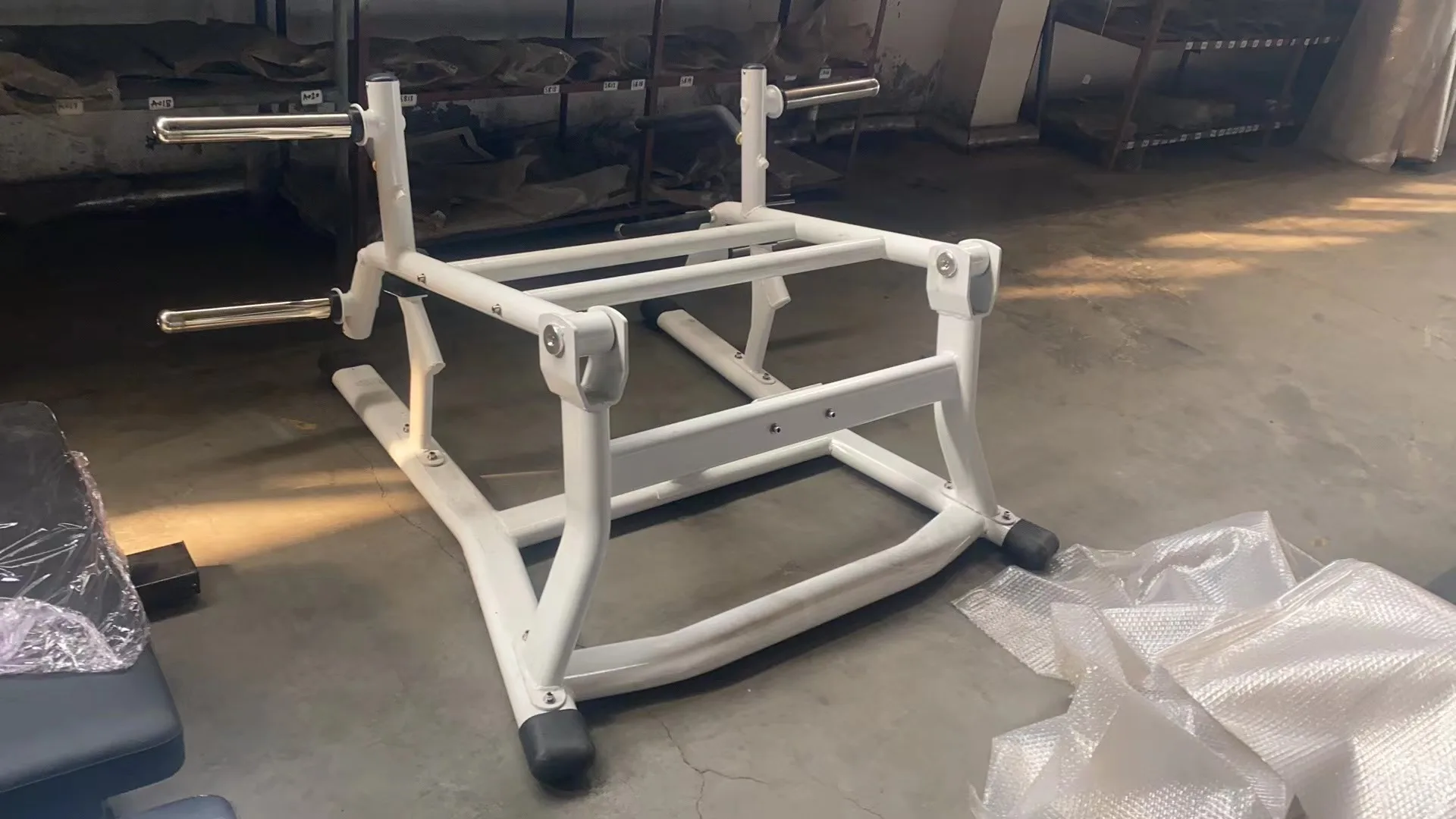 Strength Training Squat Lunge Plate Loaded Fitness Body Building ...