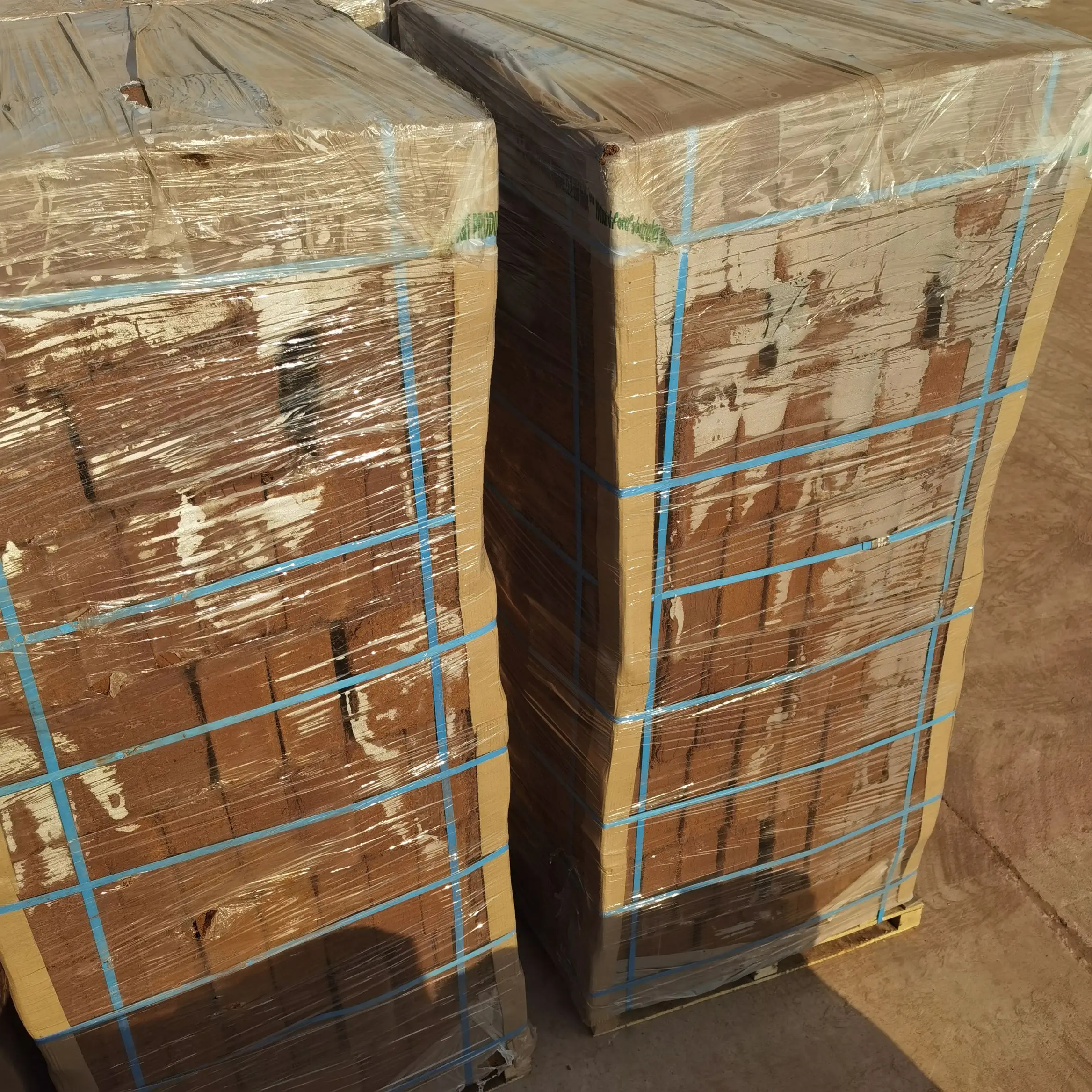 Bulk Coconut Fiber Buyer Dewatering Cocopeat Block 5kg Low Ec ...