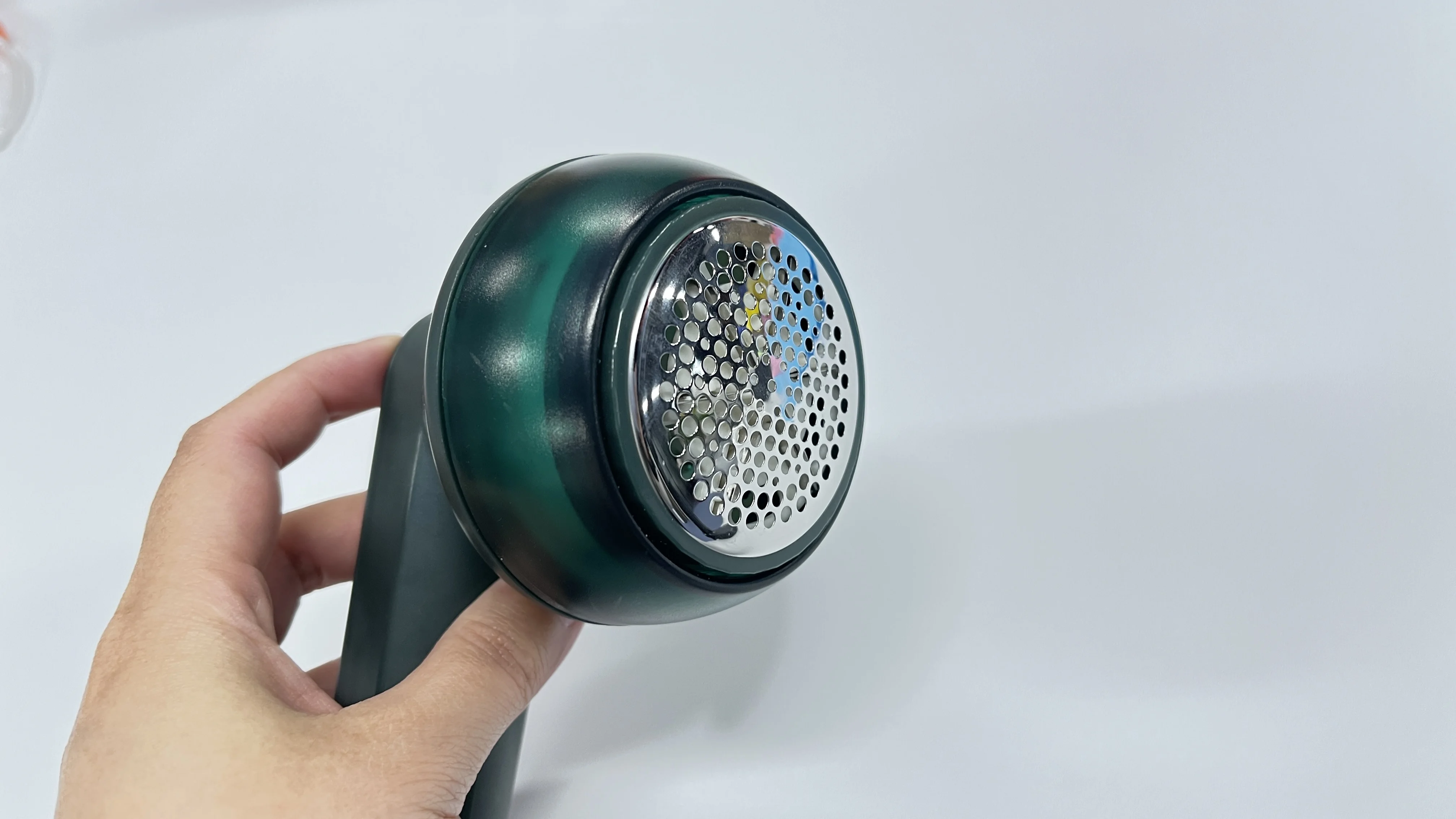 High Quality Electric Fluff Remover - Rechargeable Fabric Shaver