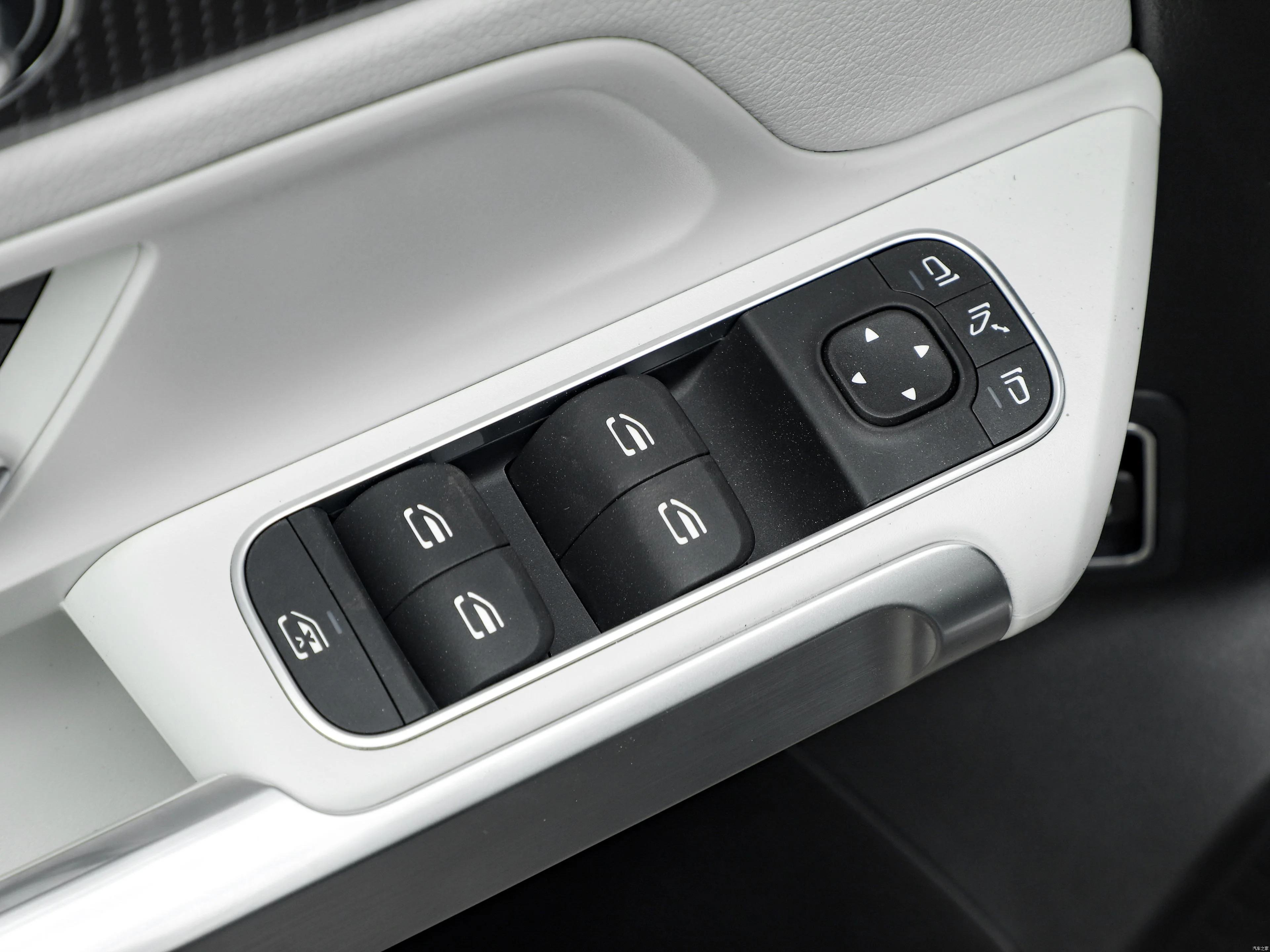 Electric Suv Car 5 Seats Left Rudder Endurance 600km Benzeqb 260 2023 ...