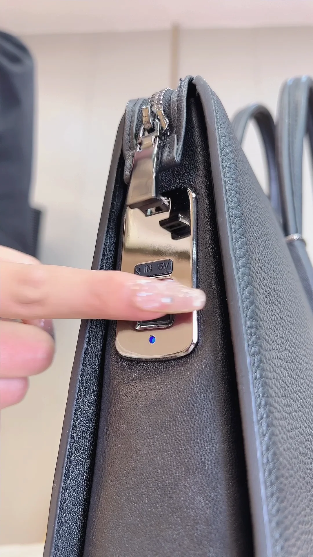 Fingerprint Lock Men Genuine Leather Briefcase Fashion Designer Anti ...