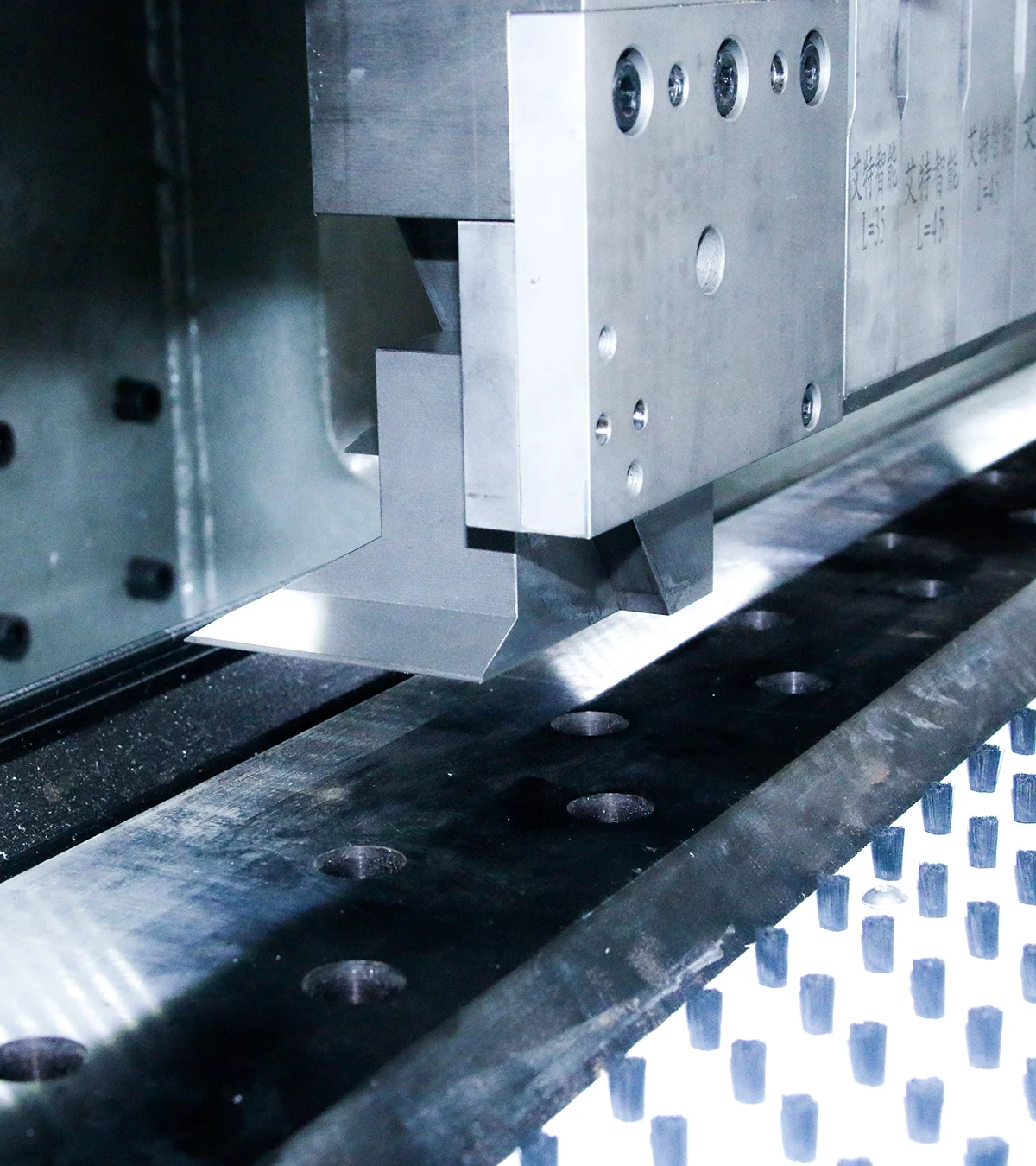 Flexible Intelligent Sheet Metal Servo Bending Center Cnc Sheet Metal ...