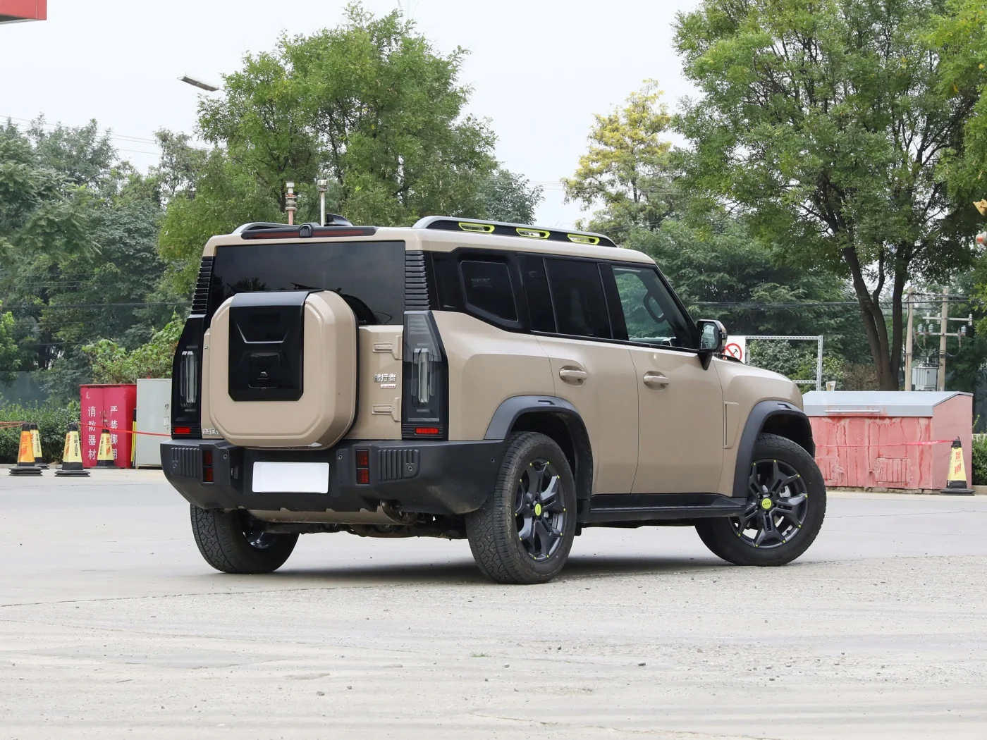 Jetour Traveler 2023 1.5td Dct Discovery Pro T-2 2.0 2024 Jetour With ...