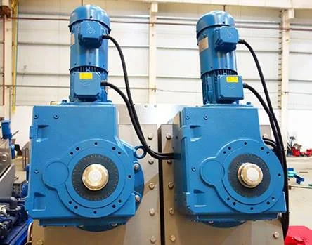 Small Domestic Sewage Treatment Plant Clarifier System Cleaning ...