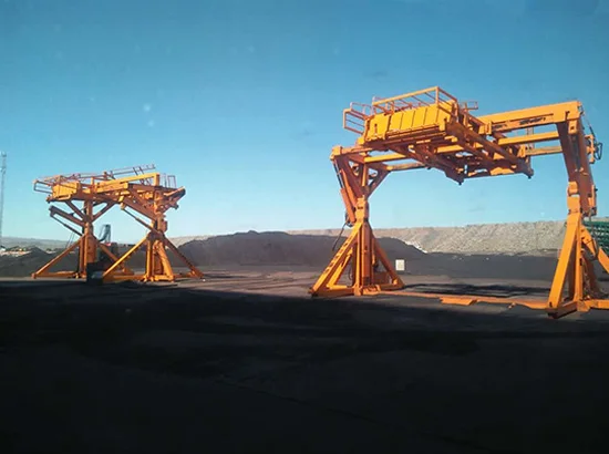 180 Degree Flipping Container Machine - Fast & Efficient