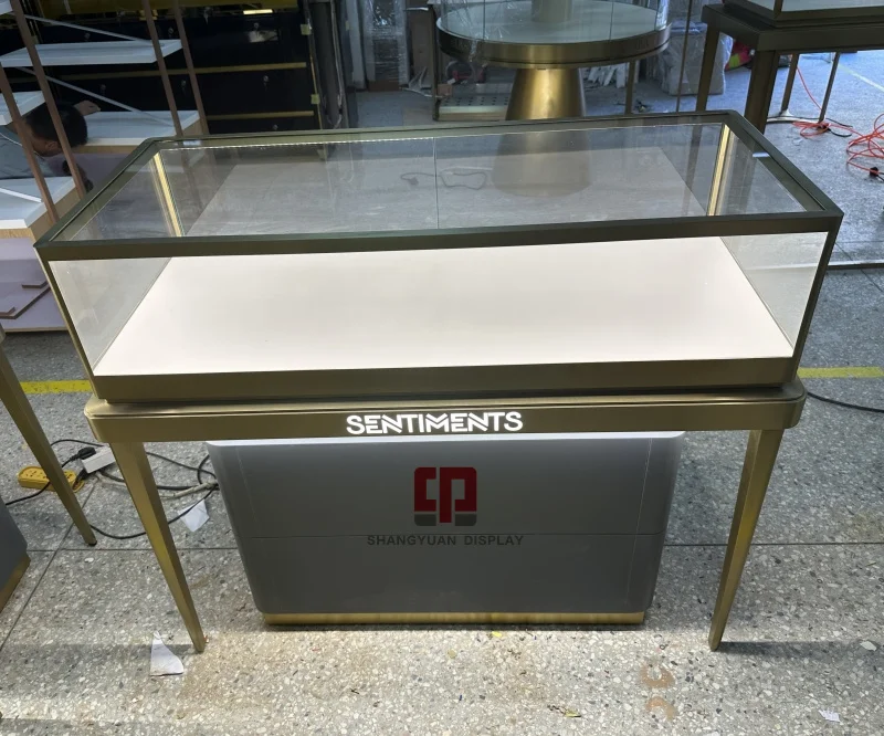 Modern Jewelry Display Cabinet Luxury Metal Luminous Font Signage ...