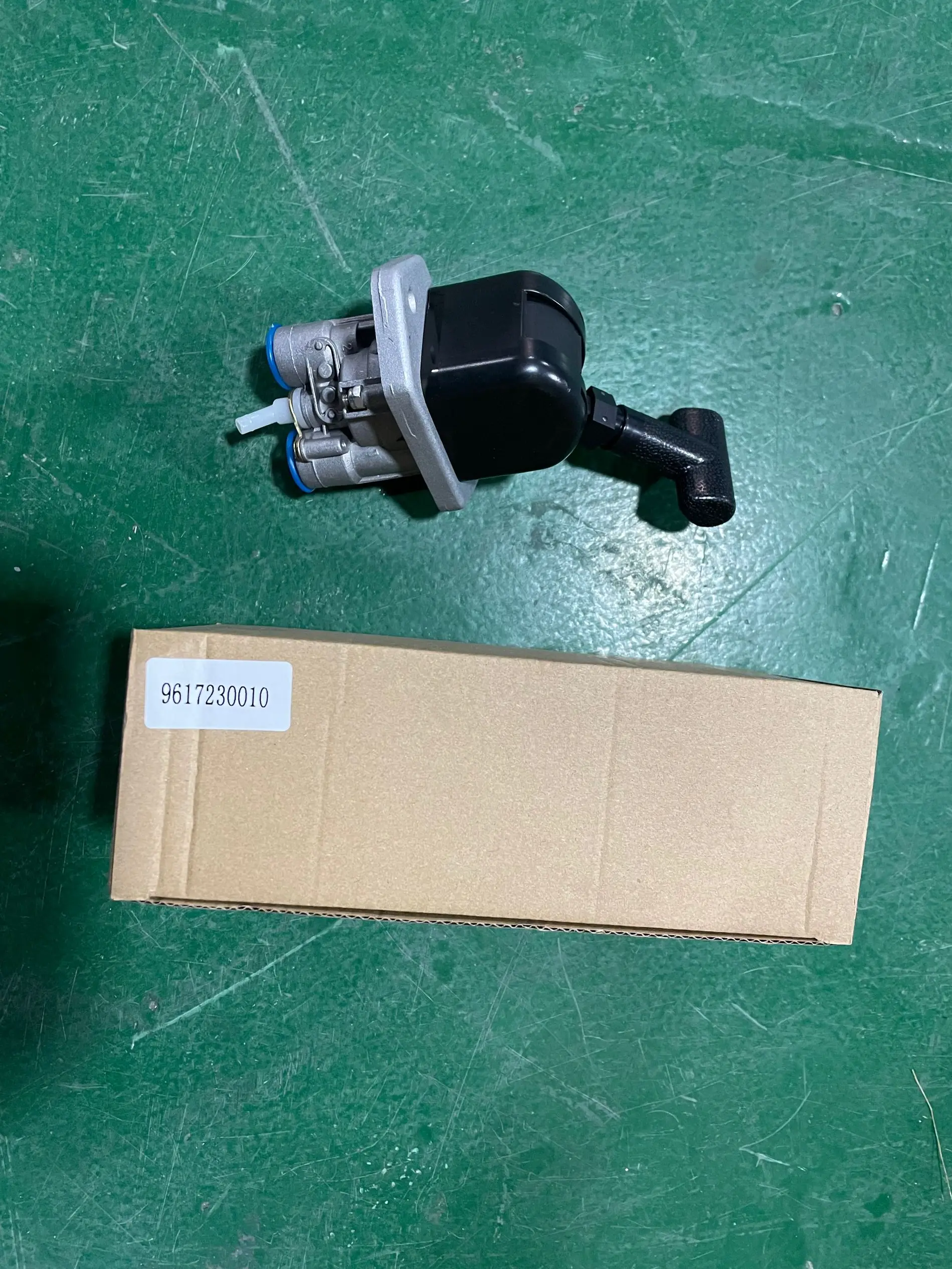 Air Brake System Parking Brake Valve For Man 9617222580 - Buy ...